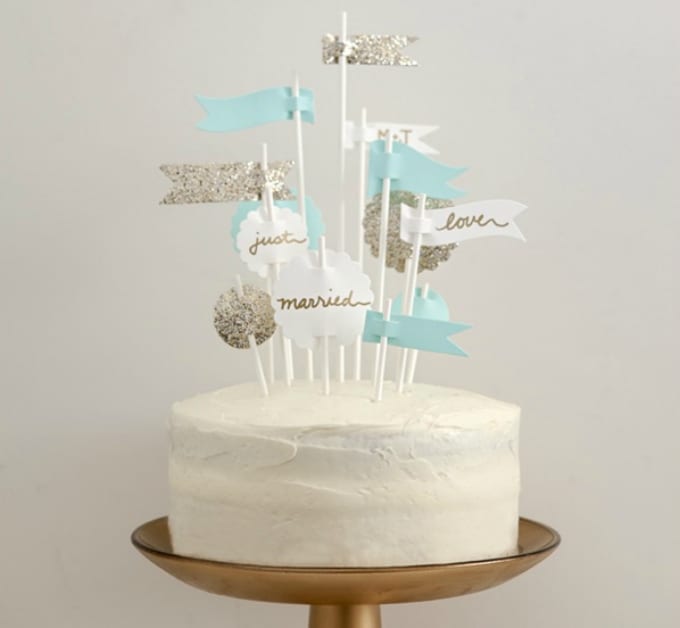 Cake Toppers: 60 Festive Ways to Top Your Cake • Page 2 of 2 • Cool Crafts