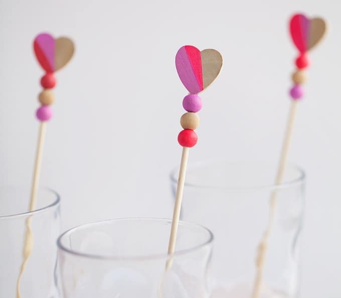 30 DIY Ways to Decorate Your Drink Stirrers • Cool Crafts