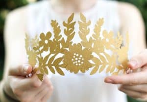 40 DIY Crowns and Tiara You Can Wear to Your Next Party • Cool Crafts