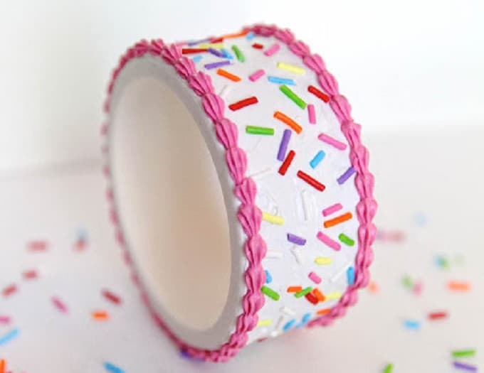 25 DIY Cake Craft Ideas to Get The Party Started • Cool Crafts